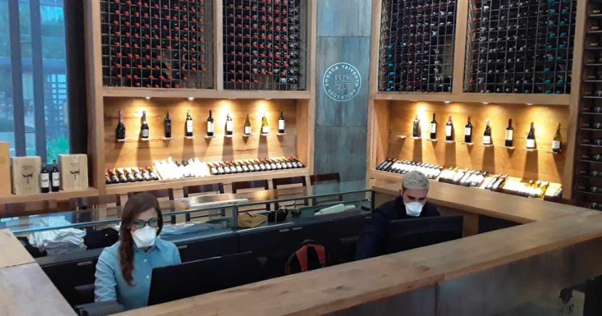La primera bodega en certificar su protocolo Covid-19 | News | Bodega ...